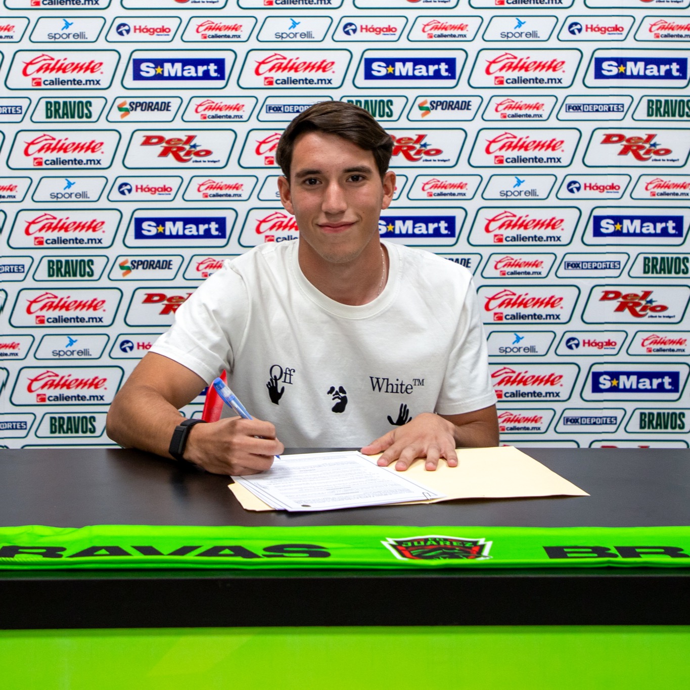 Ángel Torres Extiende Contrato con FC Juárez - FC Juarez