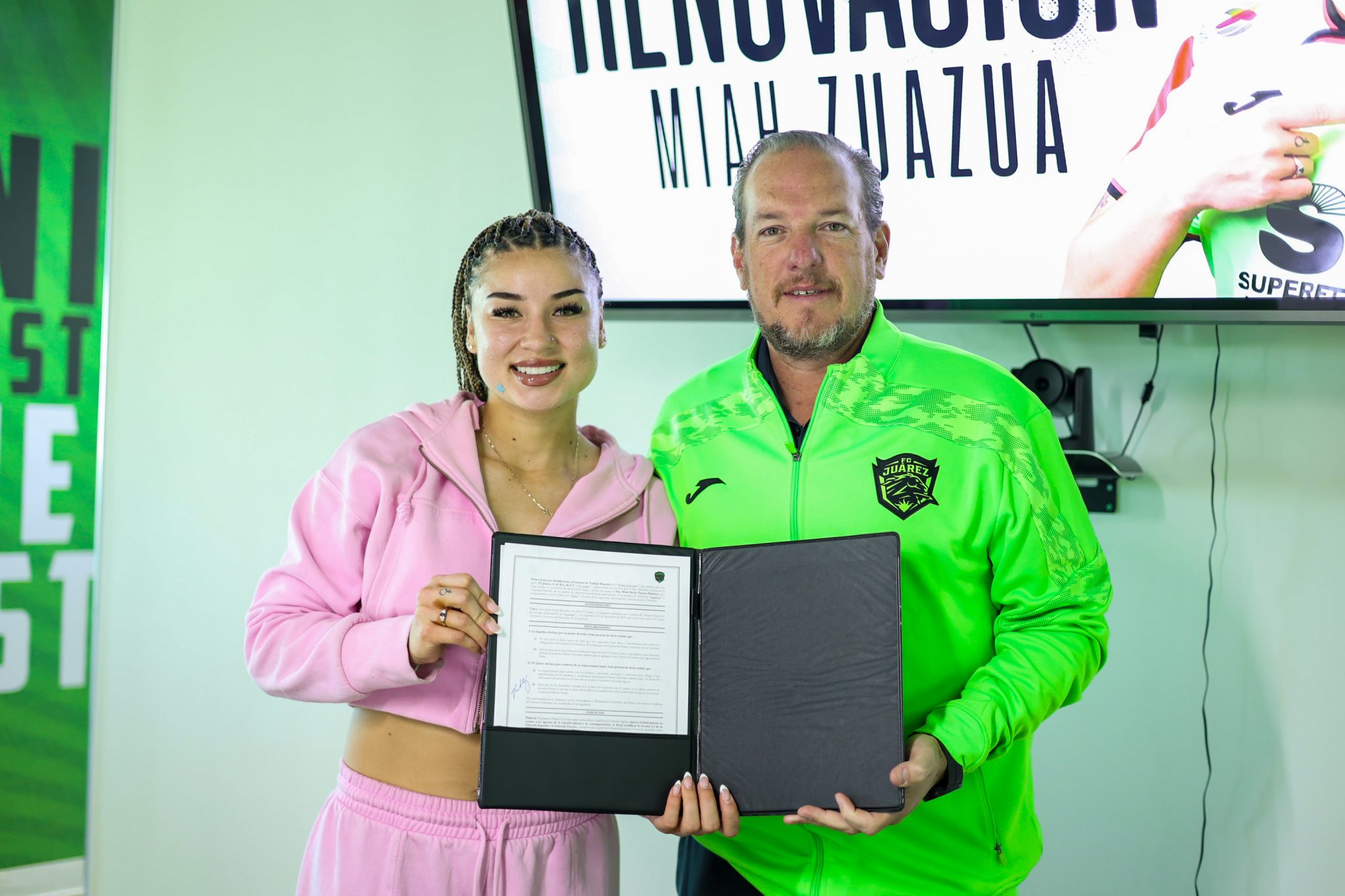 Miah Zuazua firma renovación con bravas - FC Juarez